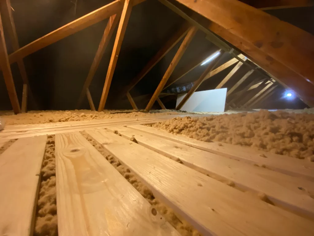 Loftisolering Sjælland | Få Pris på Isolering af Loft & Efterisolering